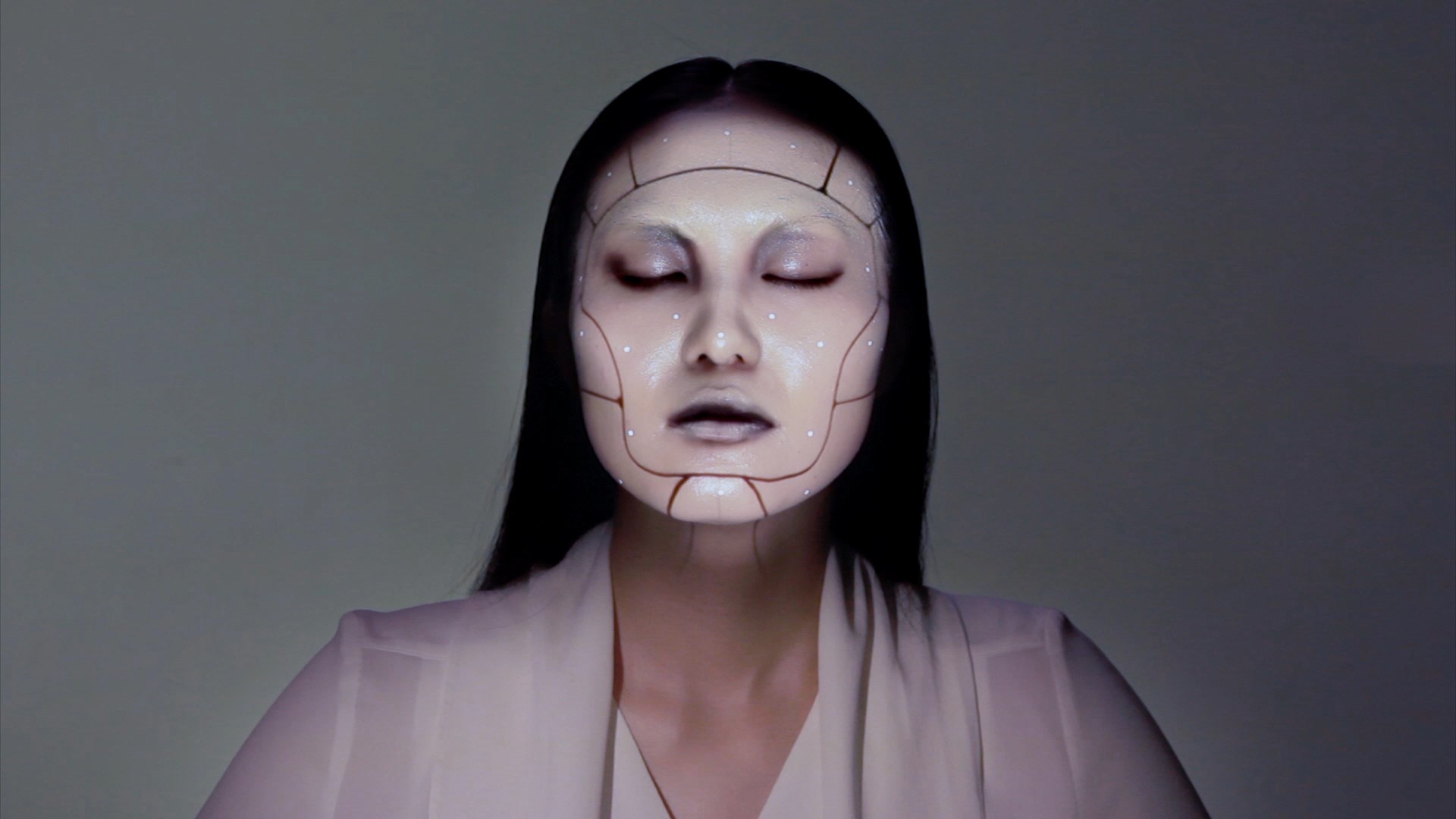 File:OMOTE - REAL-TIME FACE TRACKING & PROJECTION MAPPING 2.jpg ...