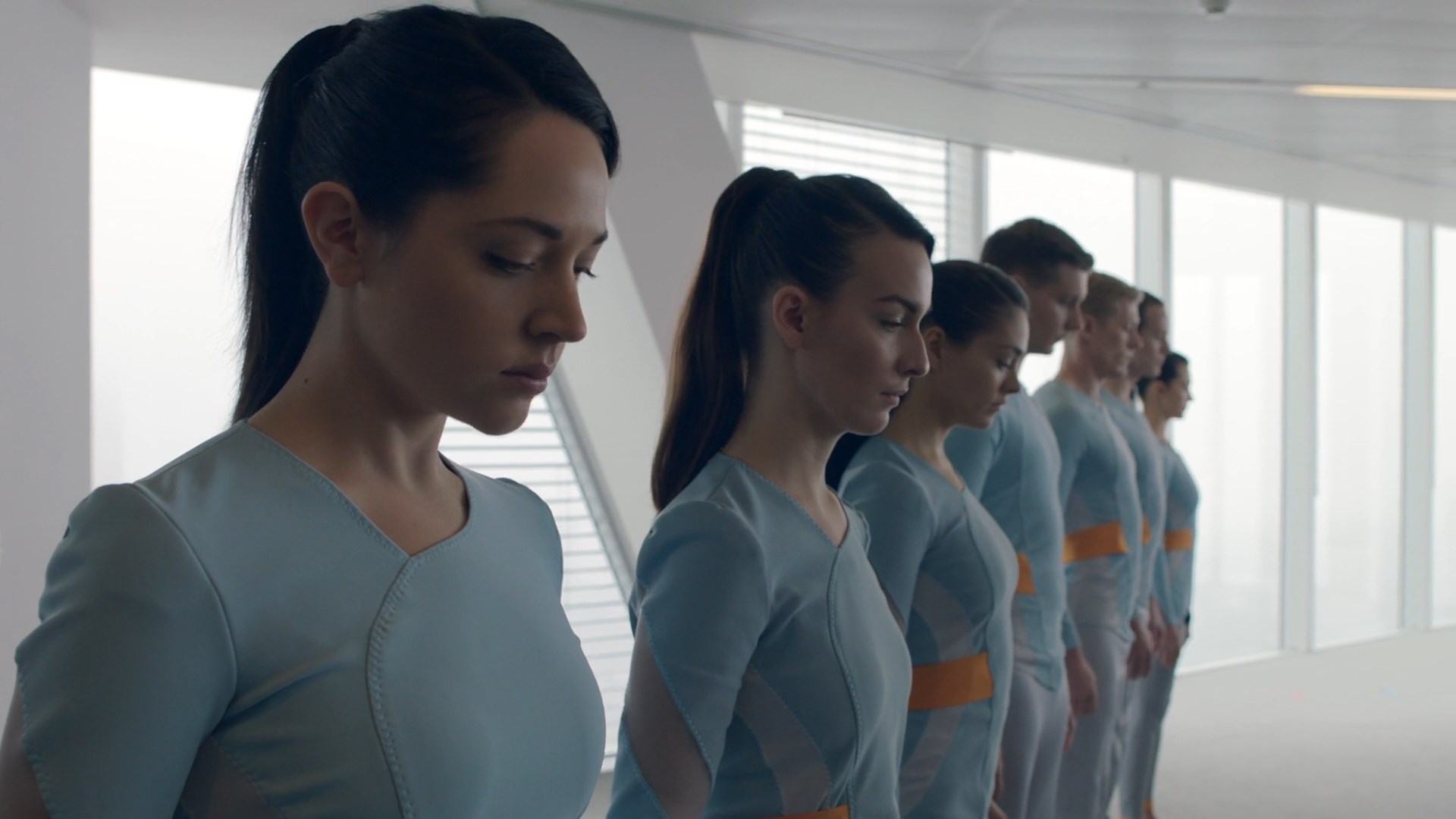 File:Humans S03E06 17.jpg - FembotWiki