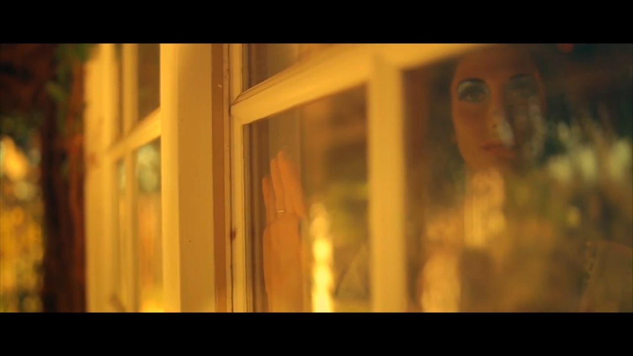 File:Sapphica - RobotiX - Official Music Video 20.jpg - FembotWiki