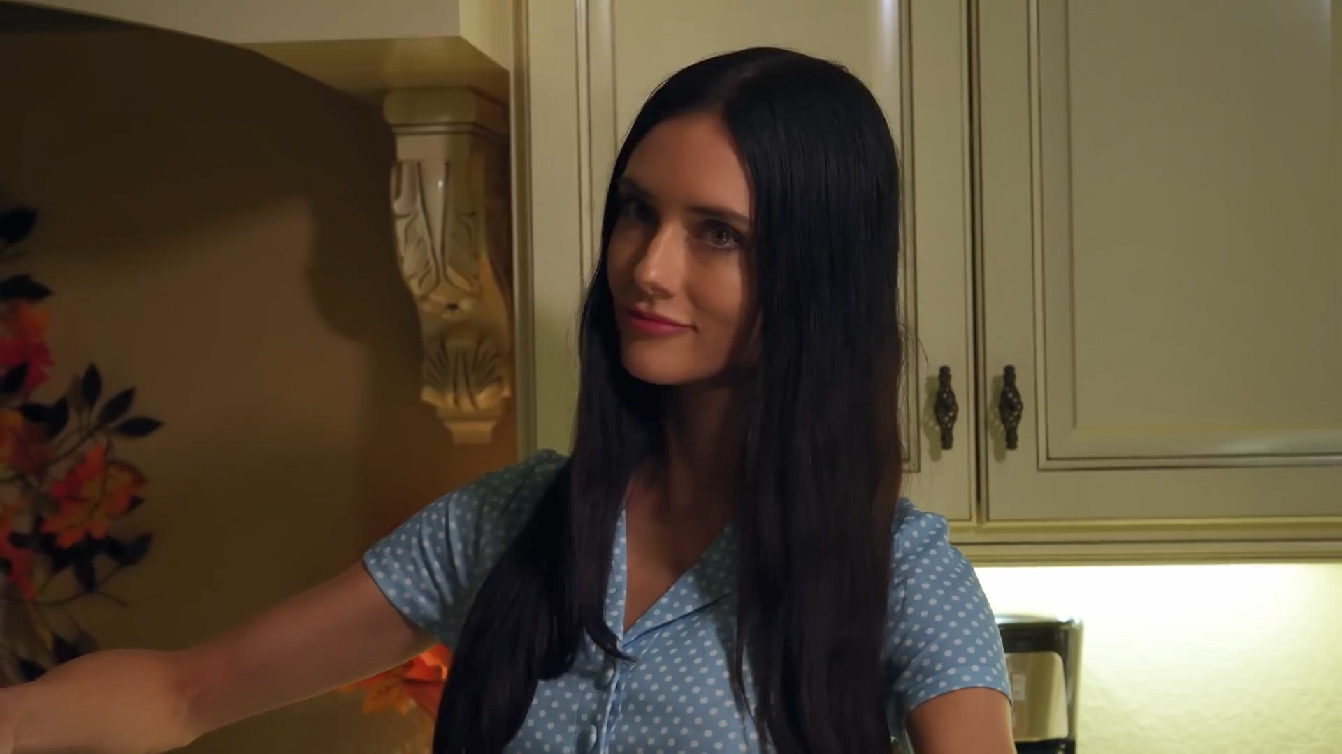 File:Thanksgiving Short Horror Film 13.jpg - FembotWiki