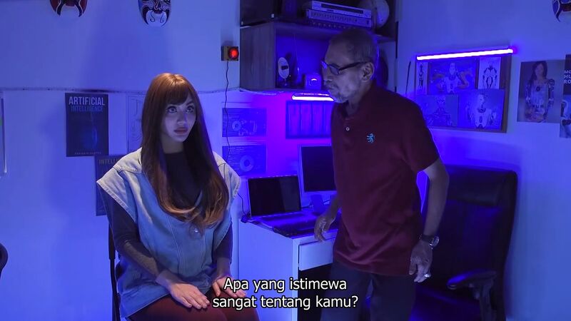 File:Roxy 9-2.jpg - FembotWiki